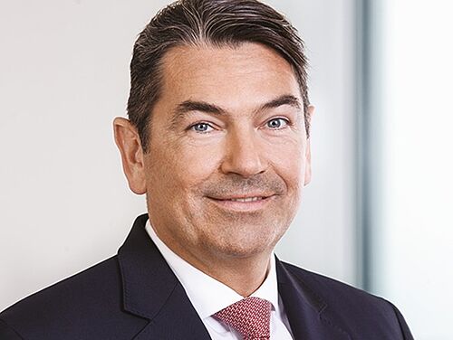 BlackRock: Michael Rüdiger folgt auf Friedrich Merz: IPE D.A.CH