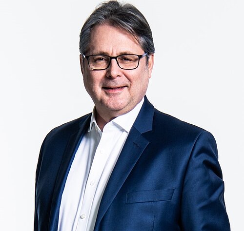 Michael Stark-Urzendnik neu bei der Real Blue KVG: IPE D.A.CH